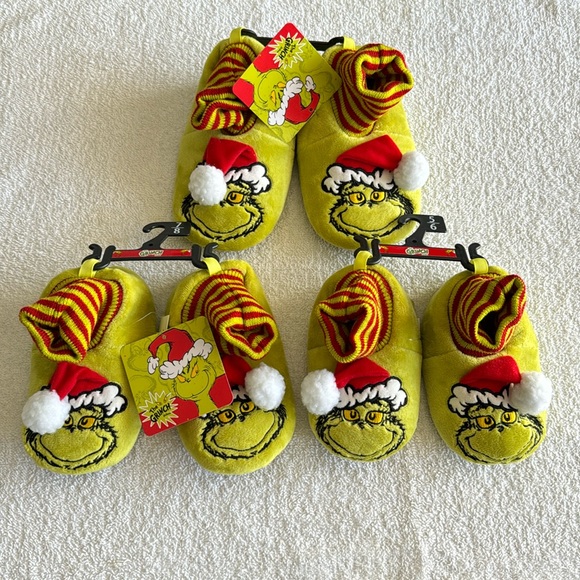 Dr. Seuss | Shoes | The Grinch Dr Seuss Kids Slippers | Poshmark